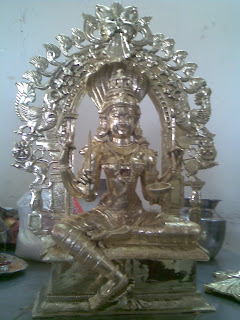 Shri Yogeshwari Namaah: Yogeshwari Devi Murti