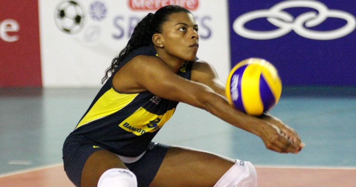 Fernanda Garay e a experiência para as novatas na seleção