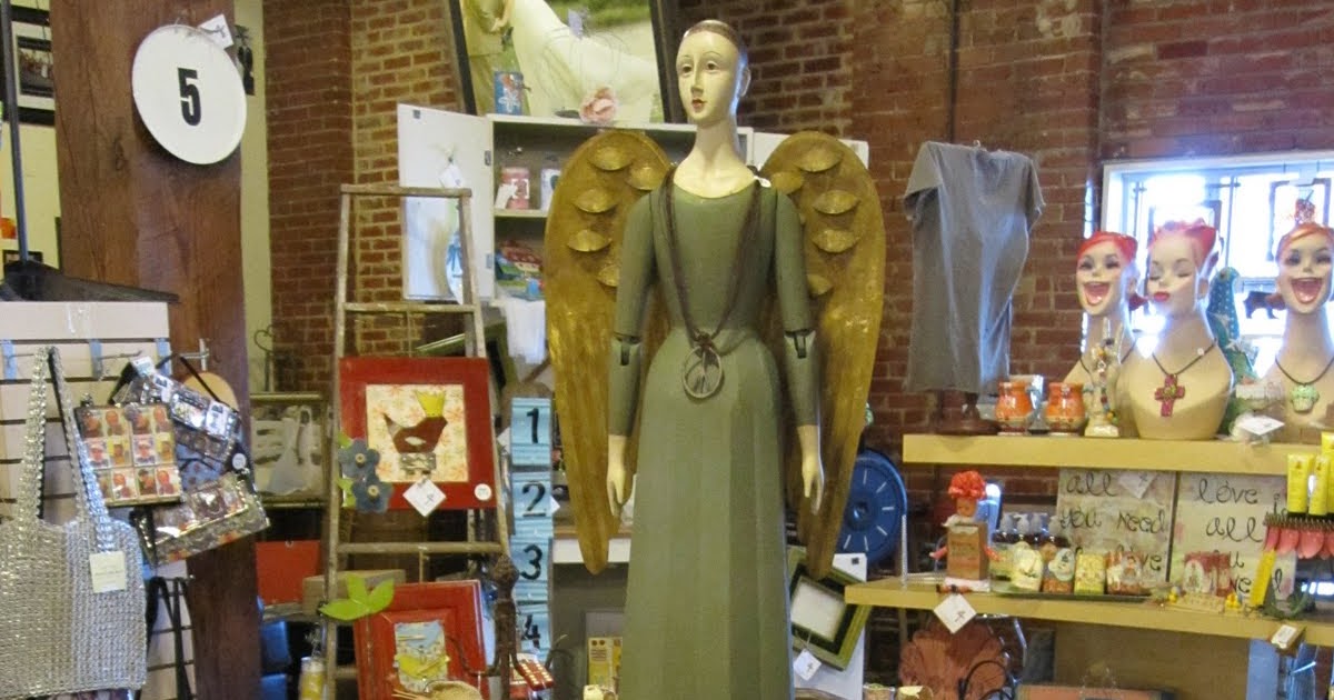 The Shops of River Square Center