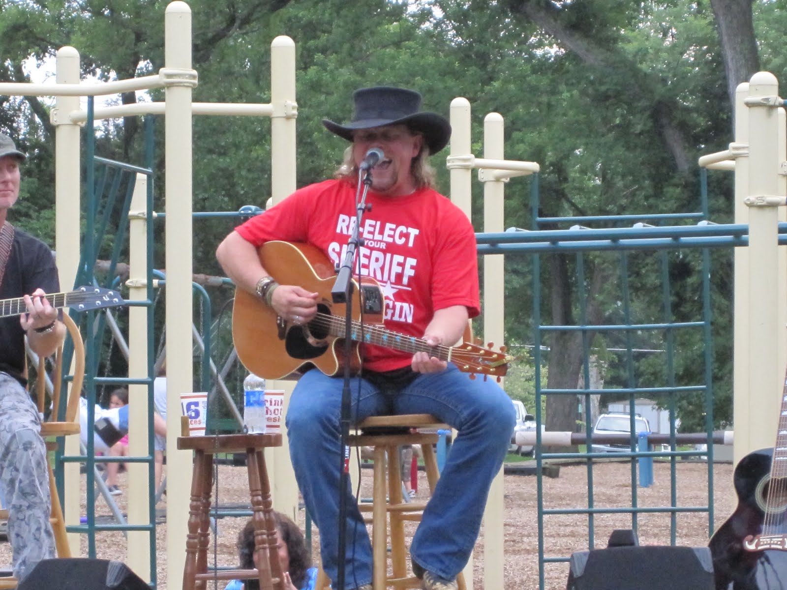 RE-ELECT SHERIFF ESCO JARNAGIN