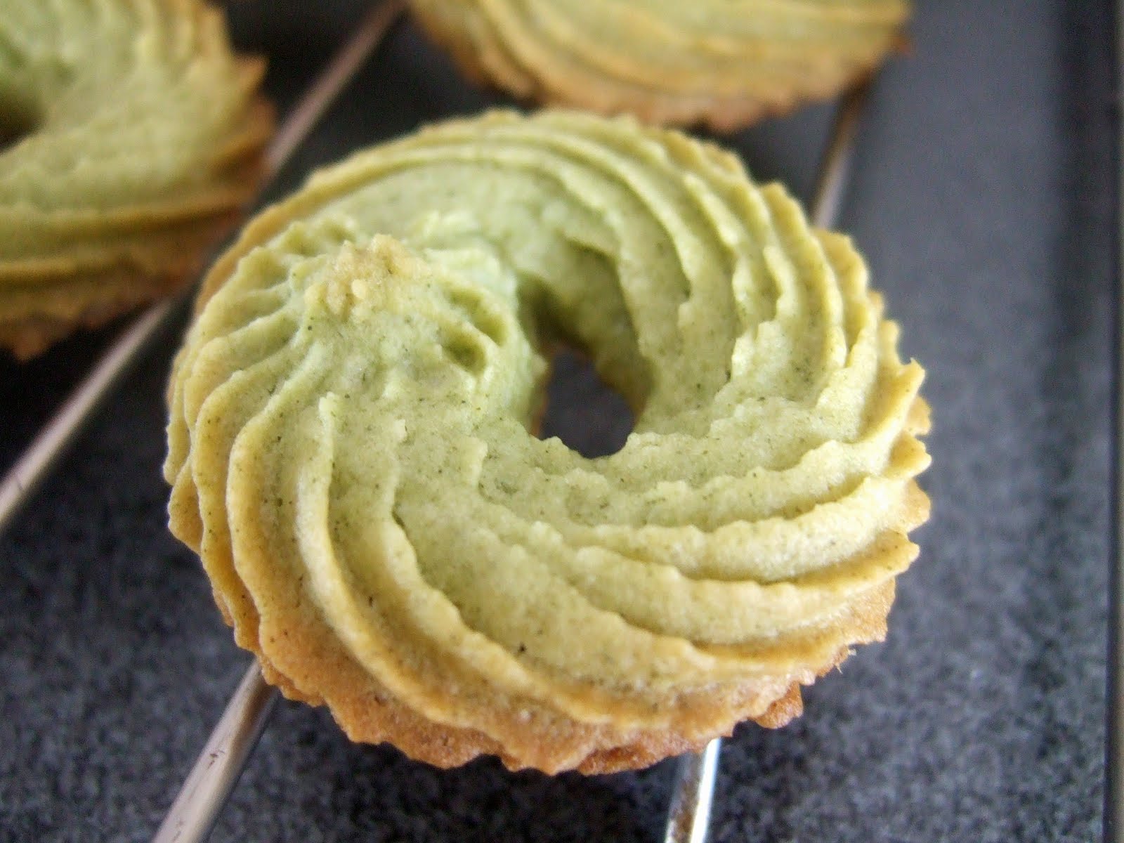 Easy Recipe: Tasty Piped Butter Cookies Recipe - Prudent Penny Pincher