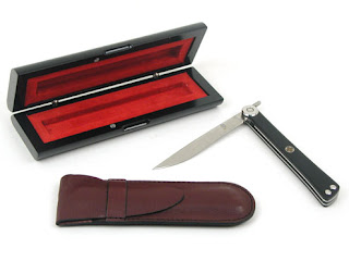 Funky Fresh Housewares: Switchblade Steak Knife