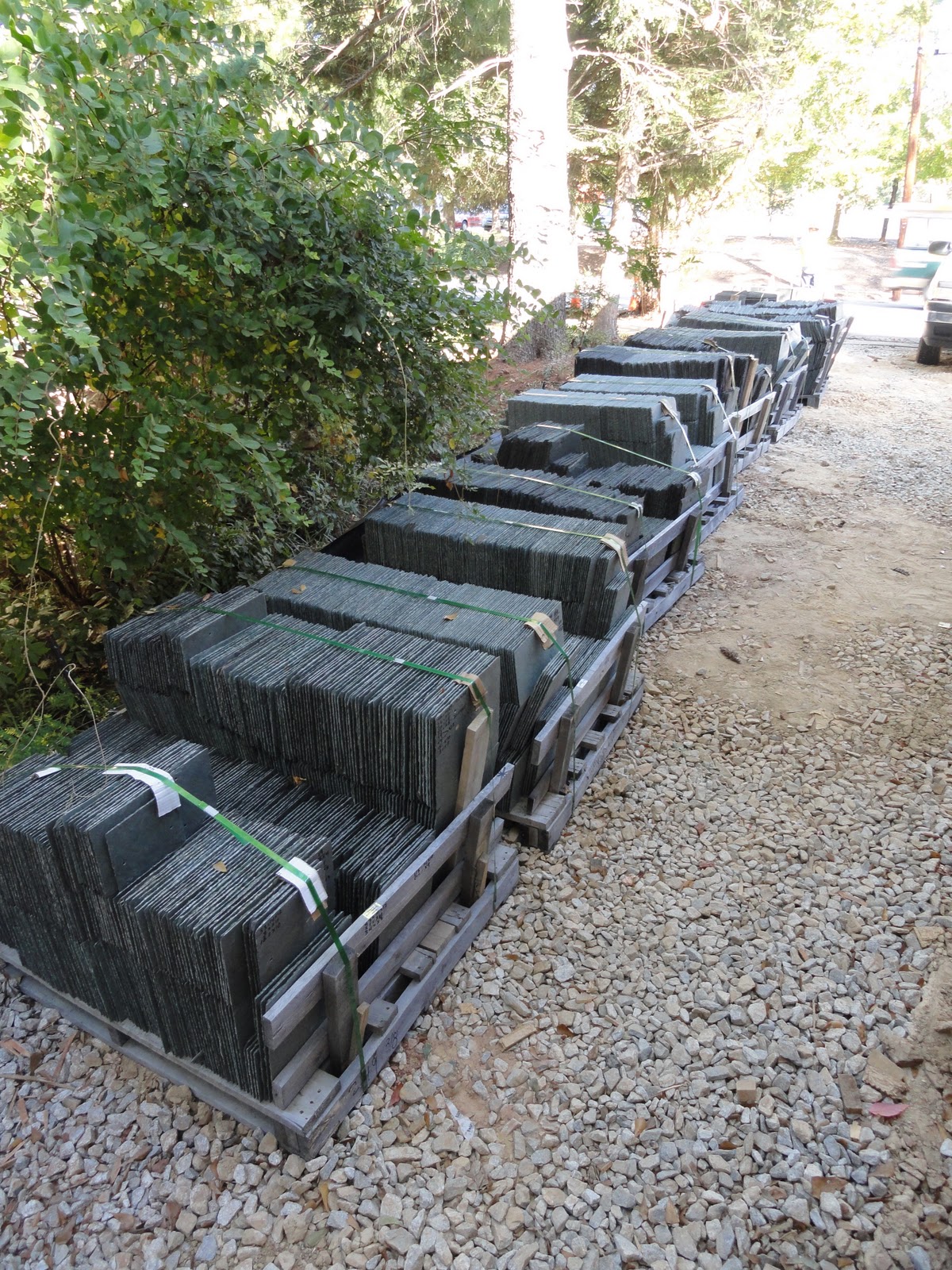 Chapman Architecture The Daulton House: Veneer Masonry Progress/Slate ...