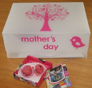 The Memory Shelf: Mother's Day memory box ideas