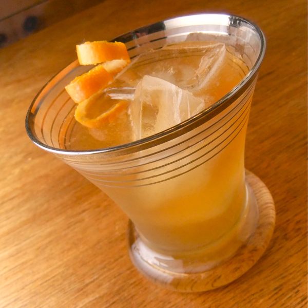 EAT.DRINK.THINK.: Bar exam: Baltimore Bang Cocktail