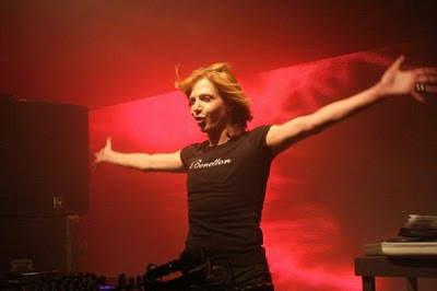 .: MUSI-K presenta OFFER NISSIM feat. MAYA