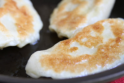 ShowFood Chef: You Say Pierogi, I say Piroshki - Daring Cooks Aug. 2010