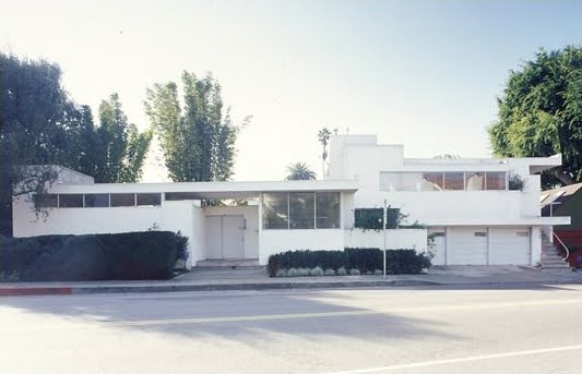 L'ESPRIT NOUVEAU: The Buck House by Rudolf Schindler