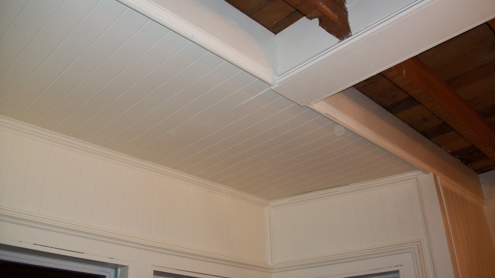 126 North East Street: Living Room: Sneak Peak