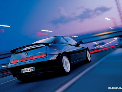 hot cars: The Amazing Of Alfa R GTV