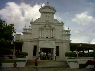 Monasterio de Tarlac | The Pinoy Byahero