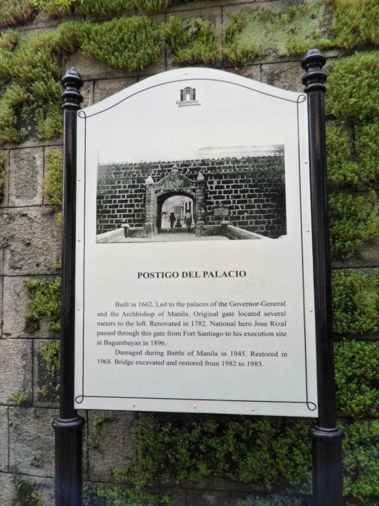 Postigo del Palacio (Intramuros,Manila)