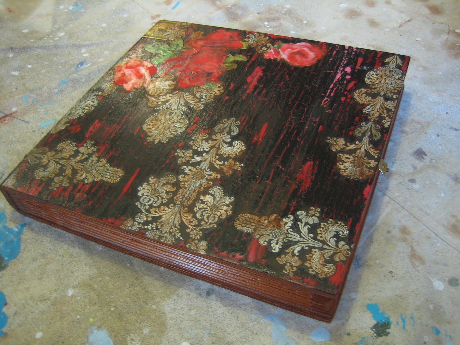 Collage Cafe Art Studio: Cool Funky Cigar Box