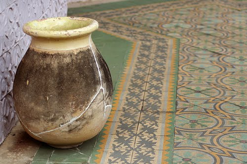 Life Lessons In Words: Cracked Pot