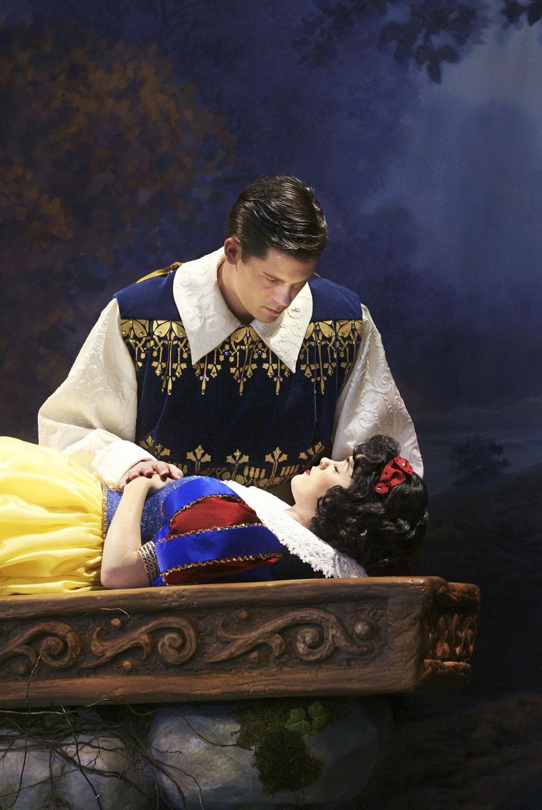 Filmic Light - Snow White Archive: Snow White - An Enchanting Musical ...