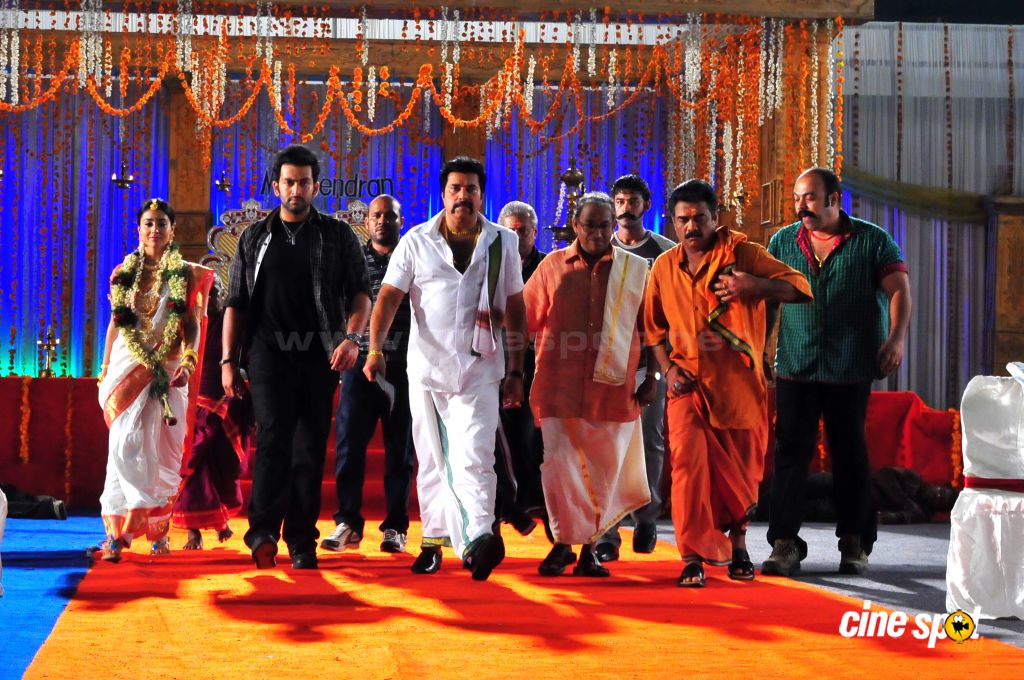 Wallpaper World: Pokkiri Raja Malayalam Movie Pics