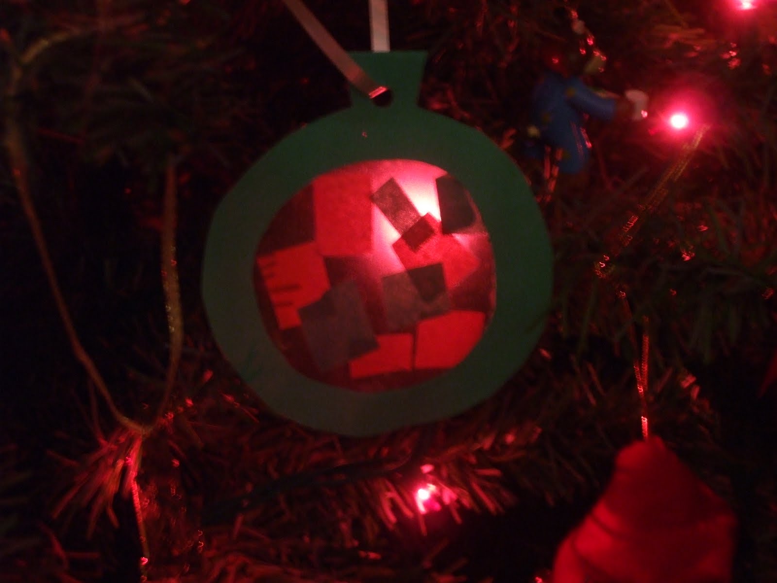 The Fine Art of Motherhood: Paper “Stained Glass” Ornaments