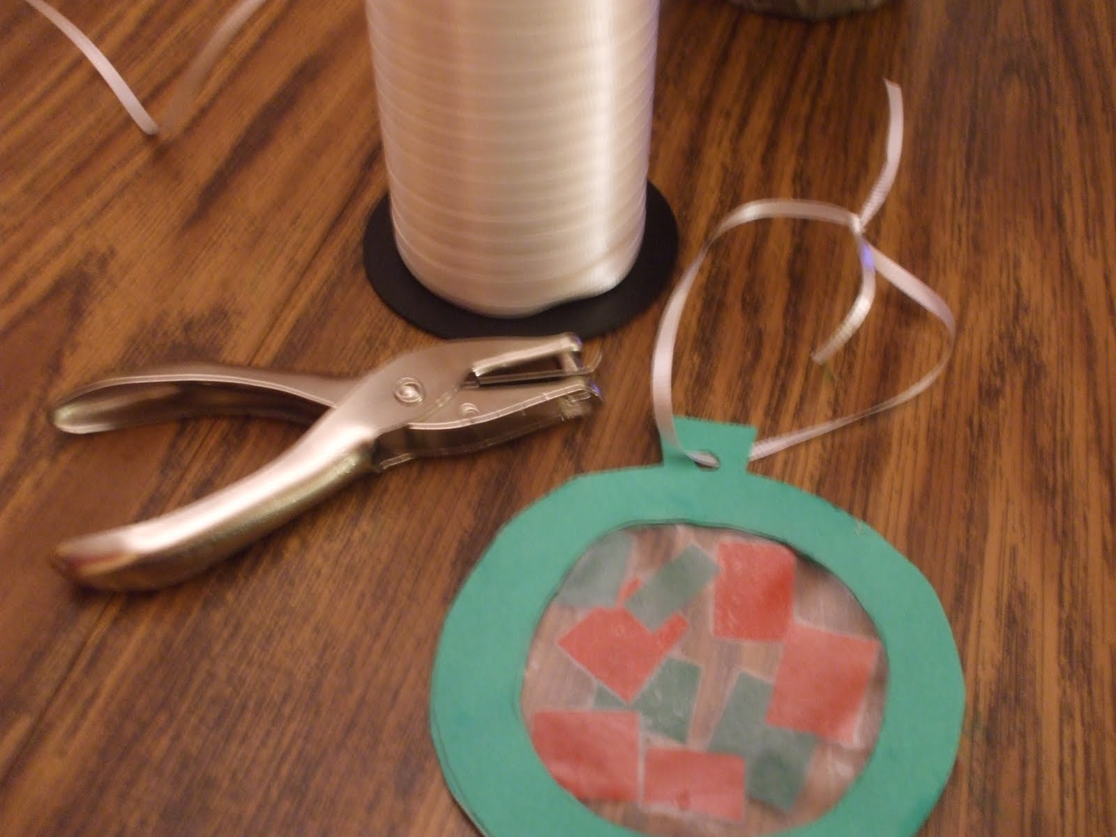 The Fine Art of Motherhood: Paper “Stained Glass” Ornaments