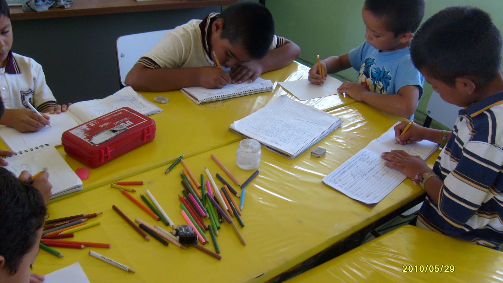 primaria Tierra y Libertad: aulas