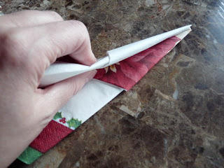 Beyond the Fringe Crafts: Christmas Napkin Fold - Elf Boot