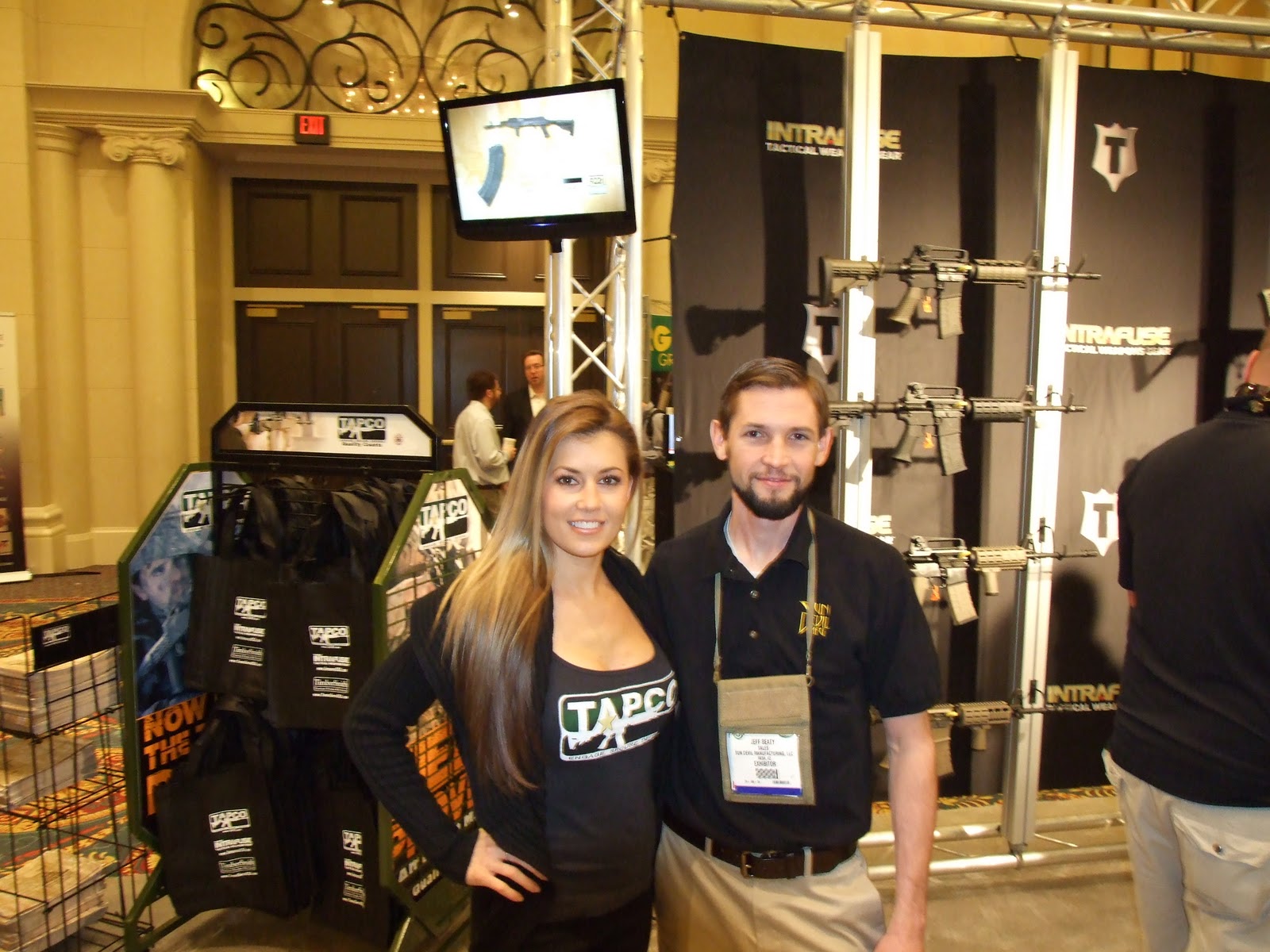 Hobbies, reviews & the like: First Post. Posting from the 2011 Shotshow ...