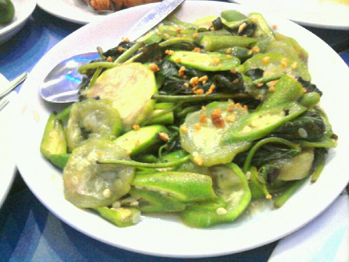 eat all you can: pixie's...for dine in or take out