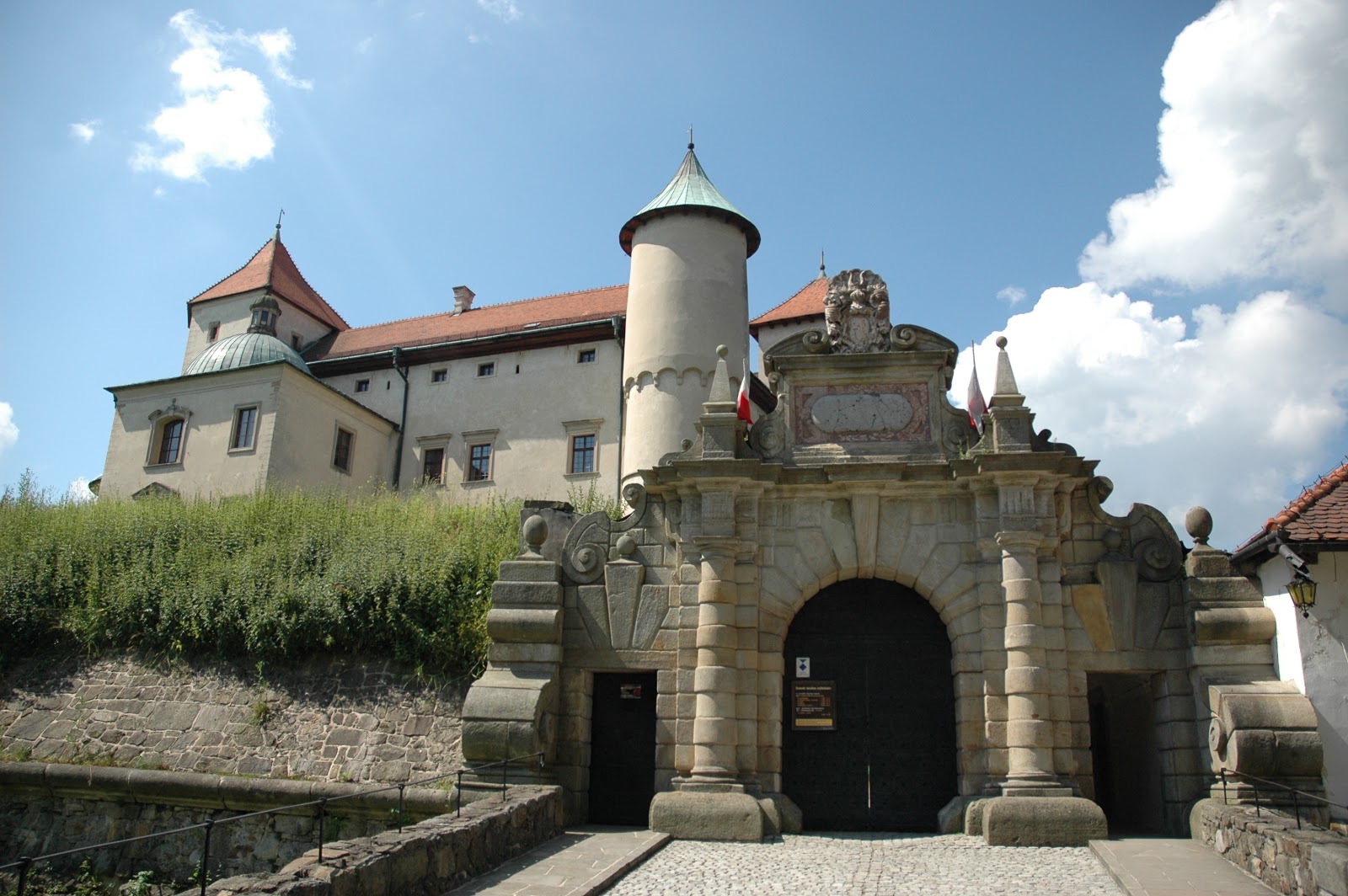 Eastern European Castles and Ruins: Zamek Lubomirskich