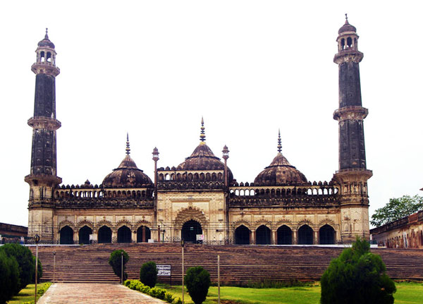 India Luxury Car: Lucknow - The city of Nawabs