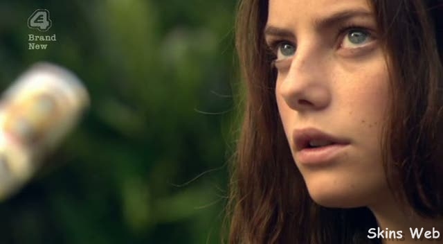 Skins-Web Fansite / E4 / Noticias de Skins 7 / Time Changes Everyone ...