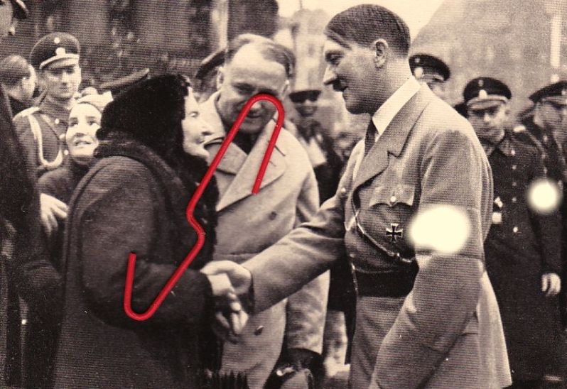 ADOLF HITLER BEST PICTURES: Adolf Hitler Pictures With His Beloved People