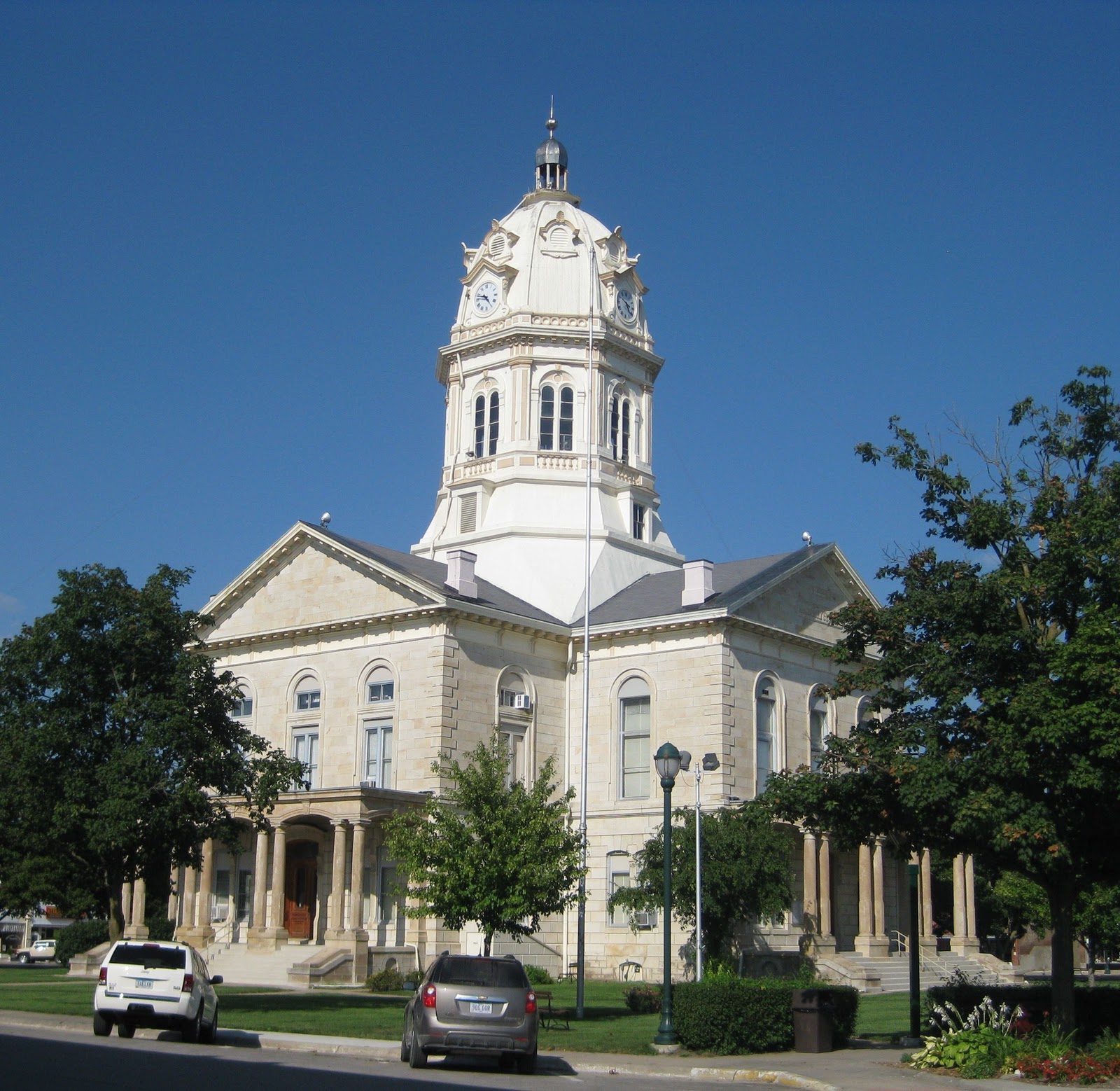 Marathon Pundit: Iowa I Opener: A Madison County bridge and some Cold ...