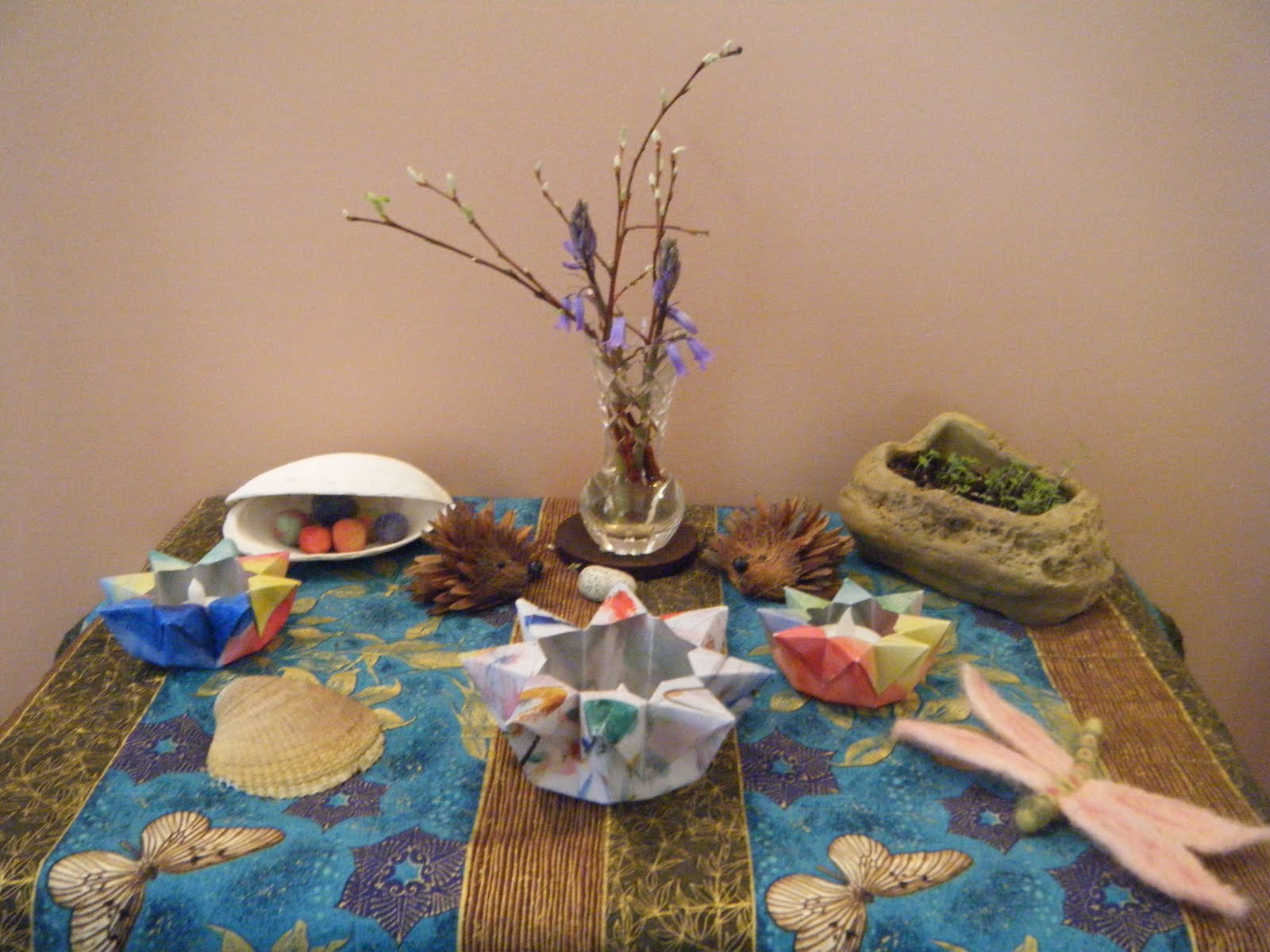 Montessori Beginnings: Spring Nature Table