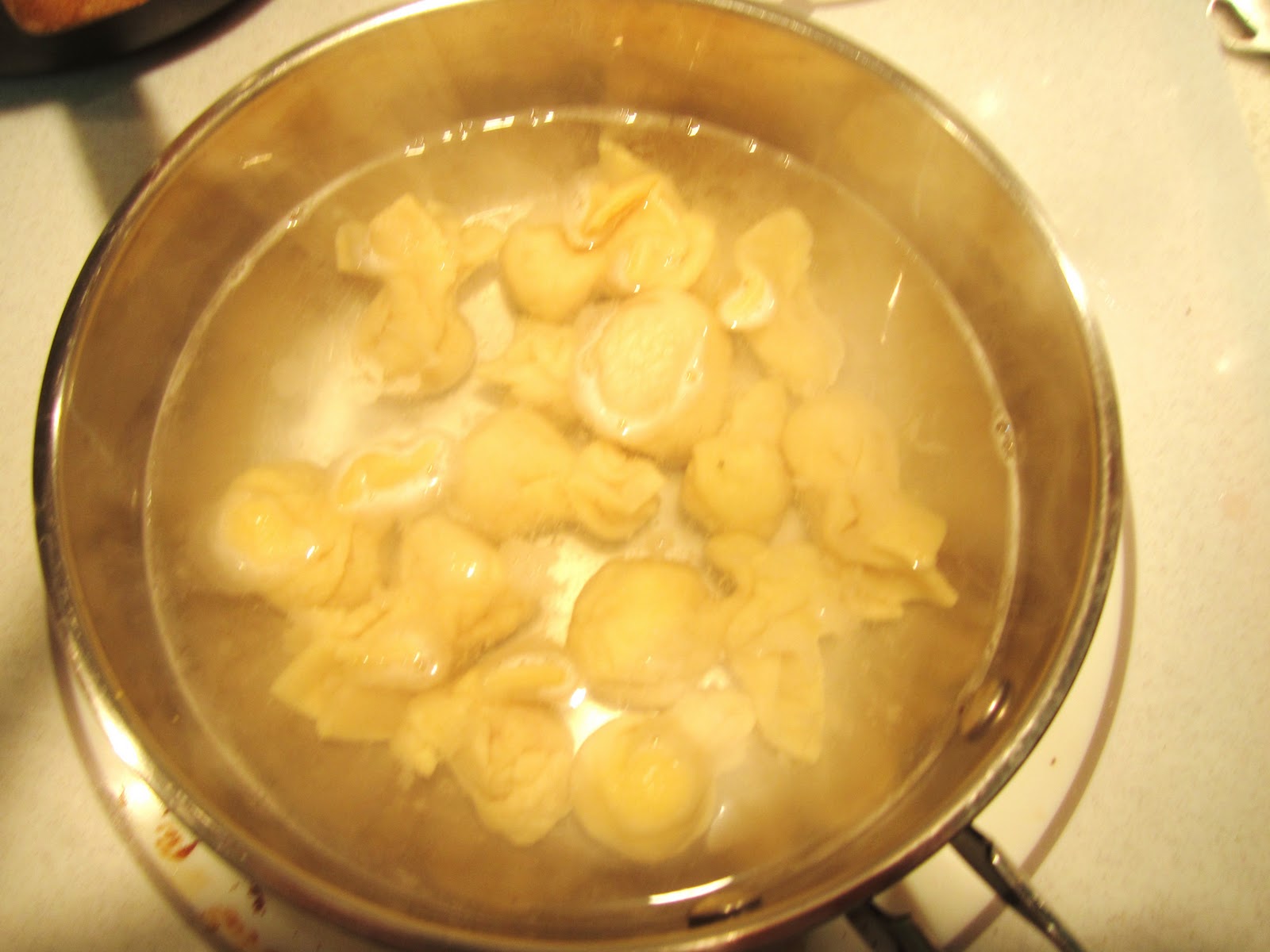 T'was A Dream - Cooking Blog: FIOCCHI - gorgonzola and pear purses of pasta