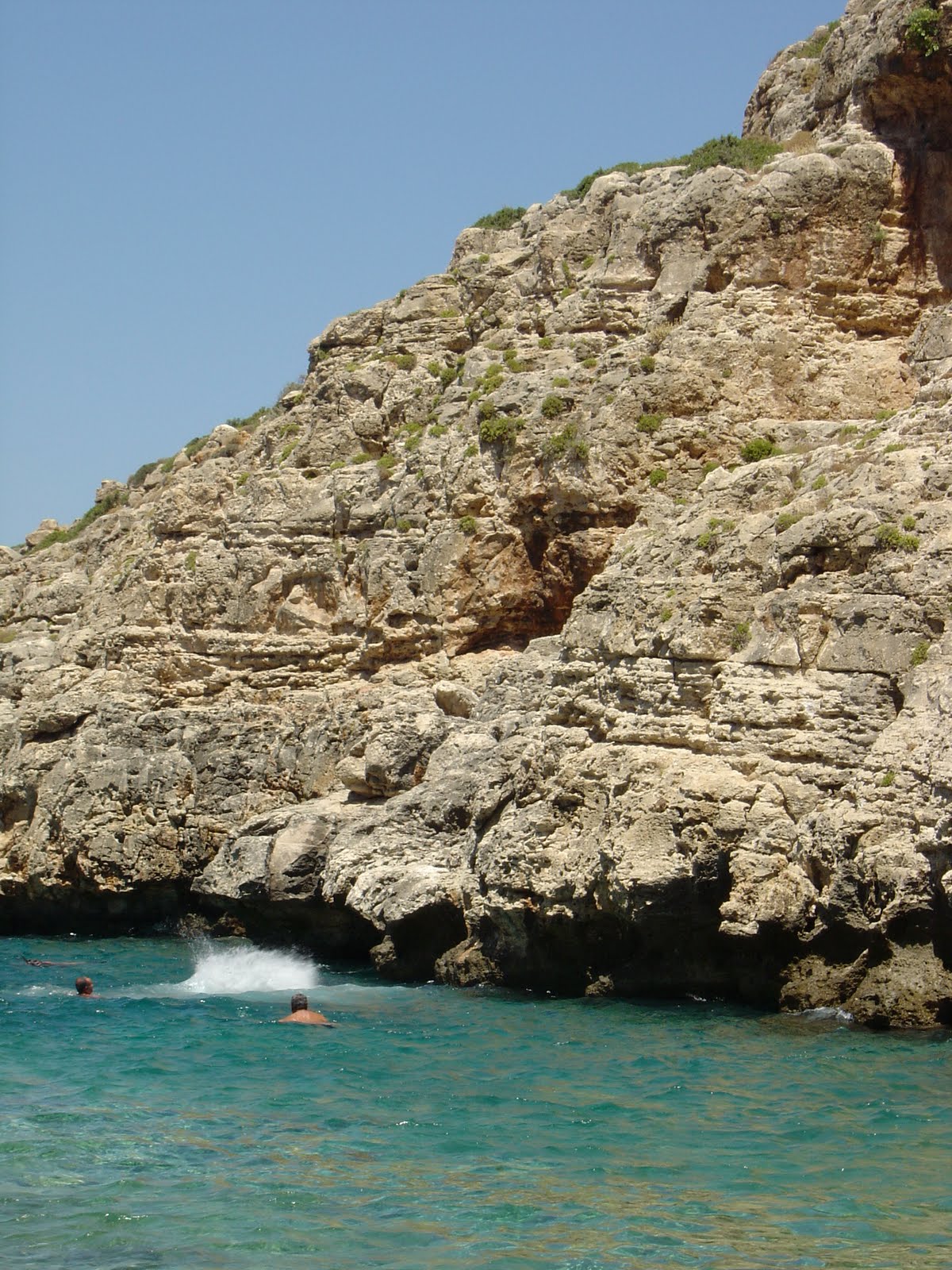 kokkino xorio: ΚΟΥΤΑΛΑΣ , ΚΟΚΚΙΝΟ ΧΩΡΙΟ