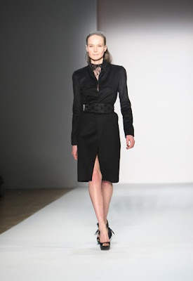 MAJOR MODEL WOMEN: BIANCA , JAE AND MARHARYTA GRACE THE RUNWAY FOR TONI ...