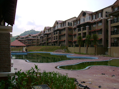 mudslinging: D'Rimba Pictures