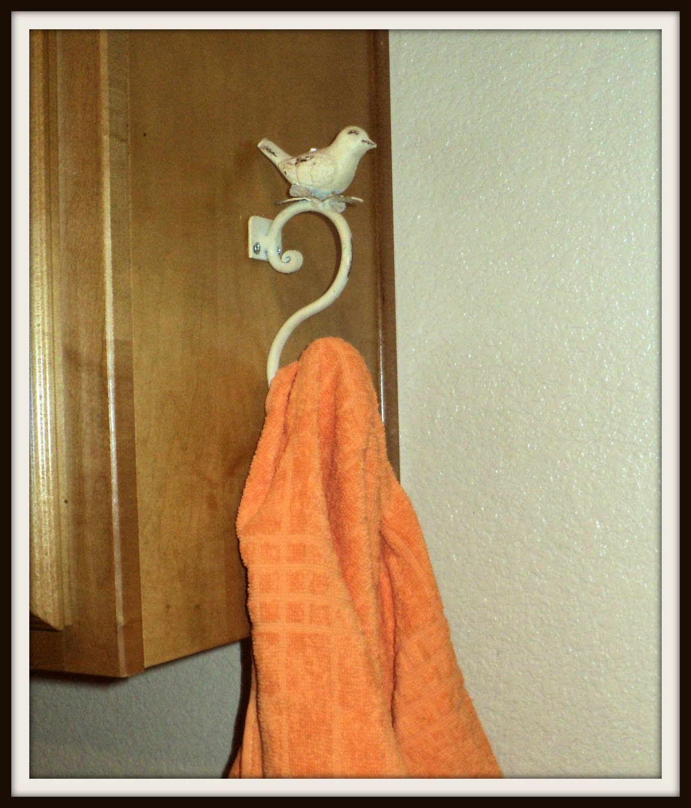 Crafty Girls Workshop...: Towel Hook....