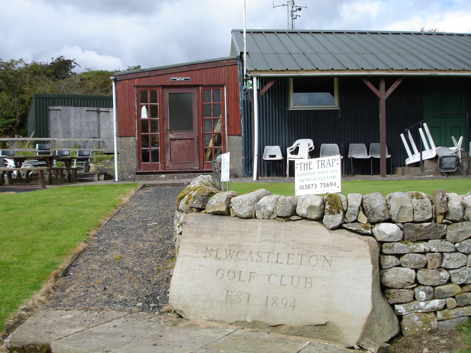 Scottish golf courses - all of them: Newcastleton GC - course no 350