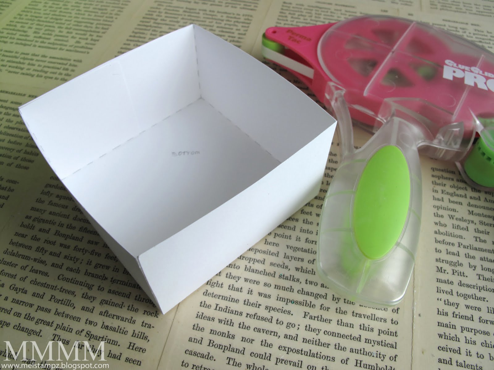 Mel Stampz: MFT 3x3 box with Gift-Card holder (pictorial)