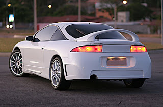 Carros Tunados: Carros Tunados - Eclipse branco com rodas cromadas