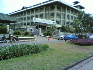 adentz_first: Al-Azhar 4 Kemang Pratama