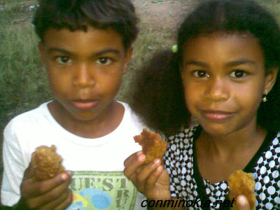 Doña Rosa y sus Coconetes | Con mi Nokia en la mano.