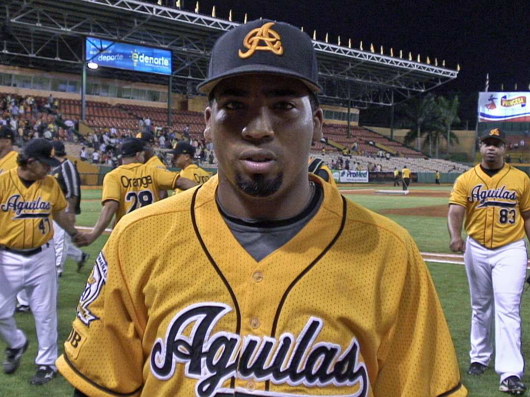 LO QUE PASO HOY: Héctor Luna podría ser 13er. aguilucho gana titulo bateo