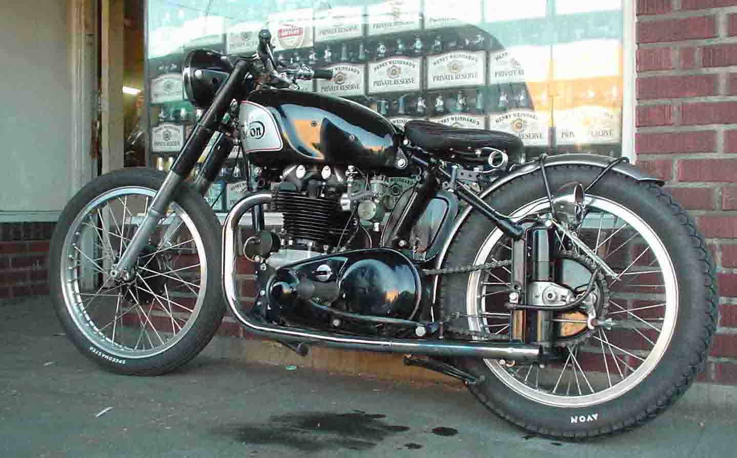 Norton Bobber