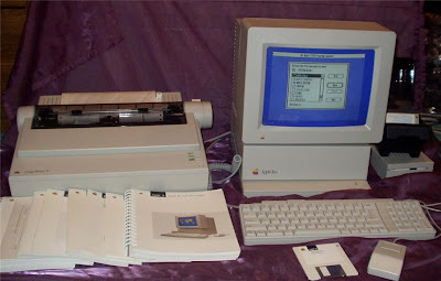 Retro Treasures: A rather complete Apple IIgs System
