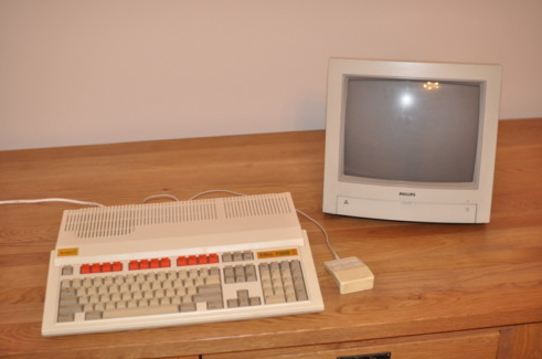 Retro Treasures: Shiny Acorn A3000