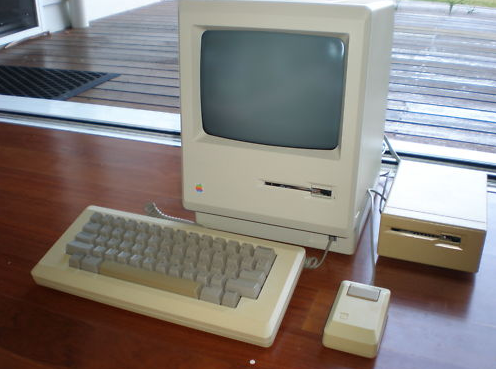 Retro Treasures: The original Apple Macintosh