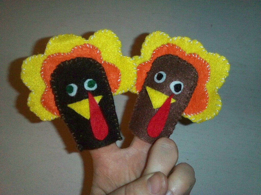 A Day in the Life: Turkey Finger Puppets