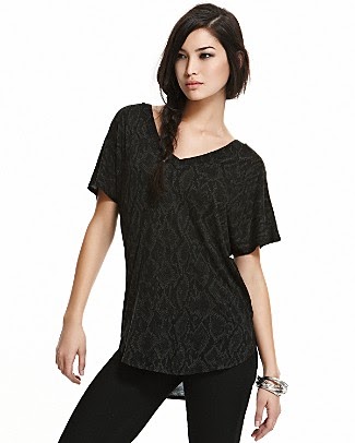 The Beauty of Life: Obsession of the Moment: Splendid Python V-Neck Tee