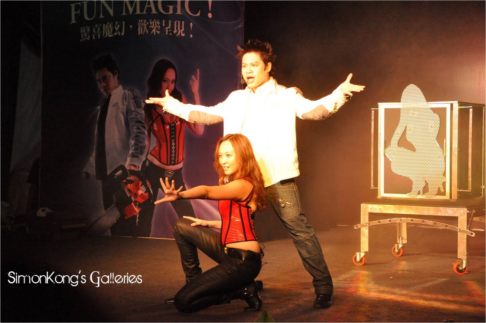 J C Sum and MagicBabe Ning 's magic gig, Zlwin Chew's close up show at ...